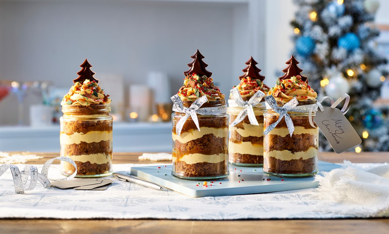 Christmas Cake Jars Recipe | Dr. Oetker