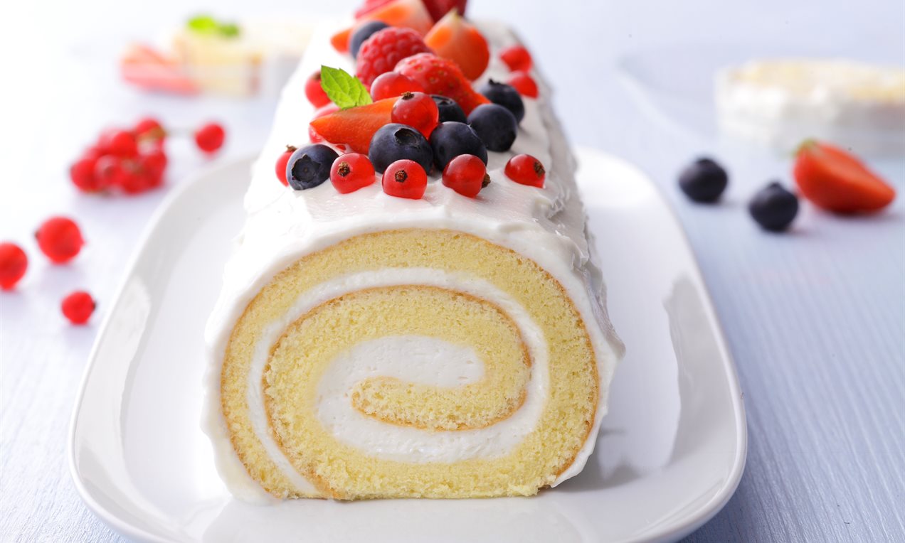 Rolada z kremem jogurtowym Przepis | Dr. Oetker