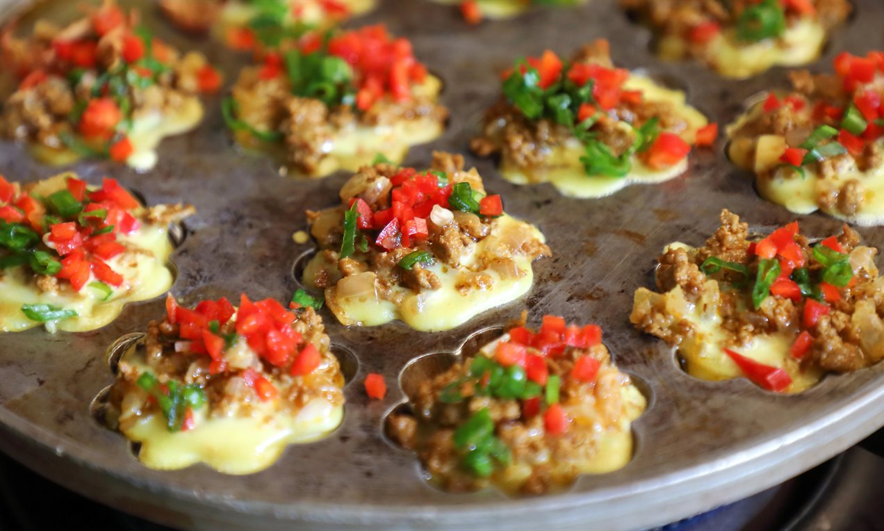 Kuih Cara Penkek Berlauk Recipe | Dr. Oetker