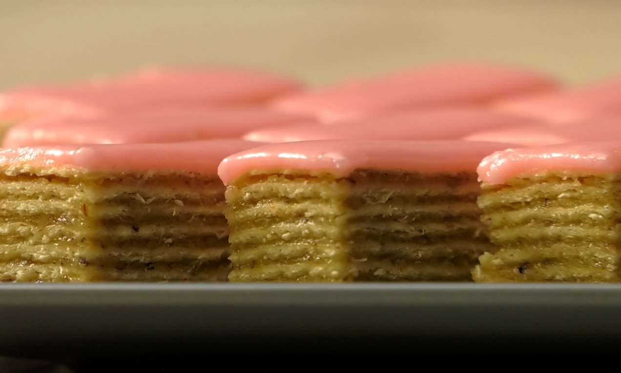 Tradicionalna rozen torta Recept | Dr. Oetker