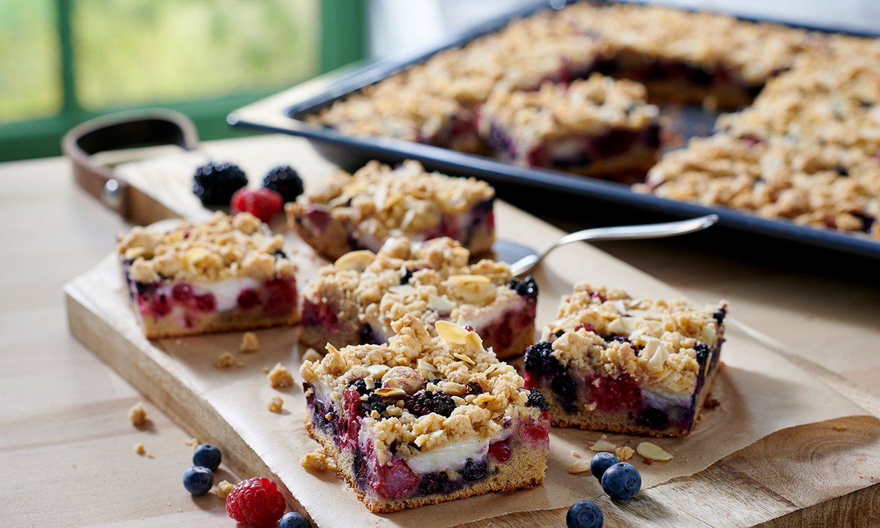 Kolač sa šumskim voćem i heljdom Recept | Dr. Oetker