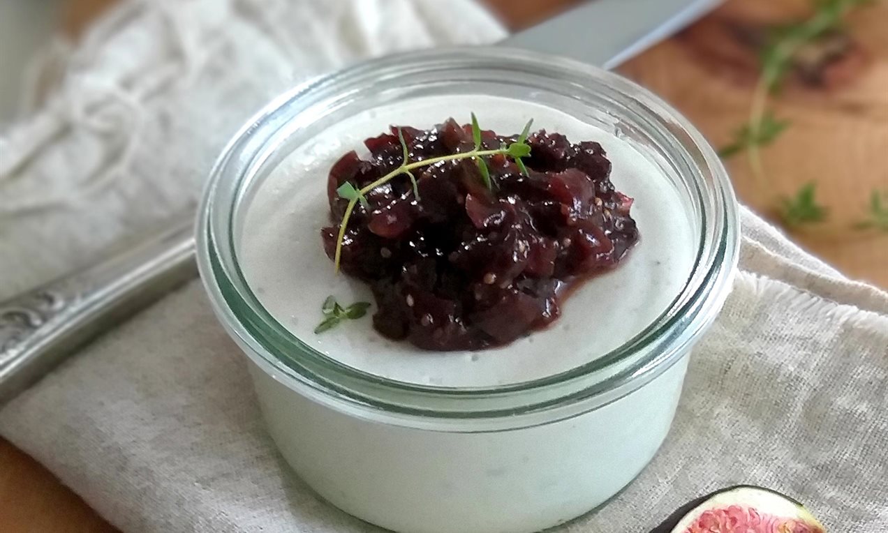 Krém z modrého syra s karamelizovanou cibuľkou Recept | Dr. Oetker