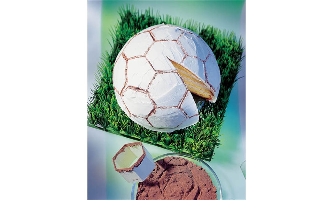 Fudbal torta Recept | Dr. Oetker