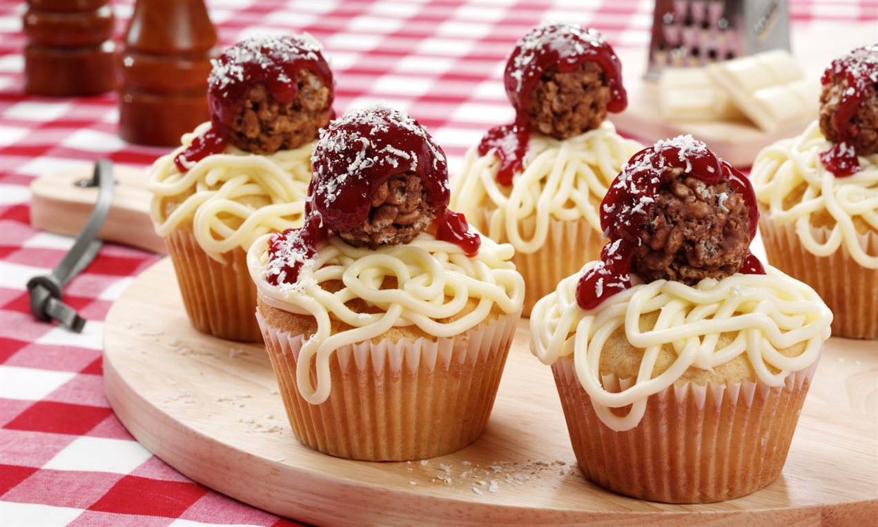 Spaghetti and Meatball Muffins Recipe | Dr. Oetker