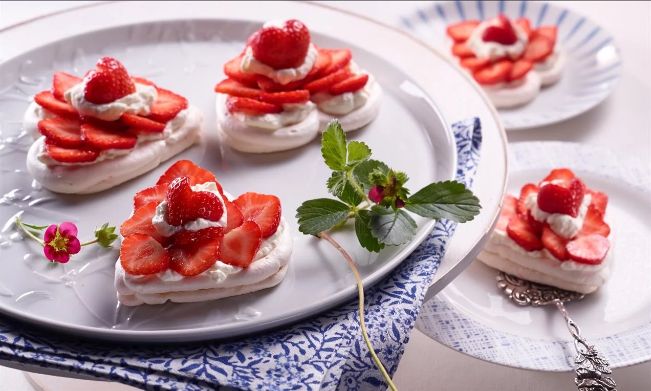 Bezé srdiečka s jahodami Recept | Dr. Oetker