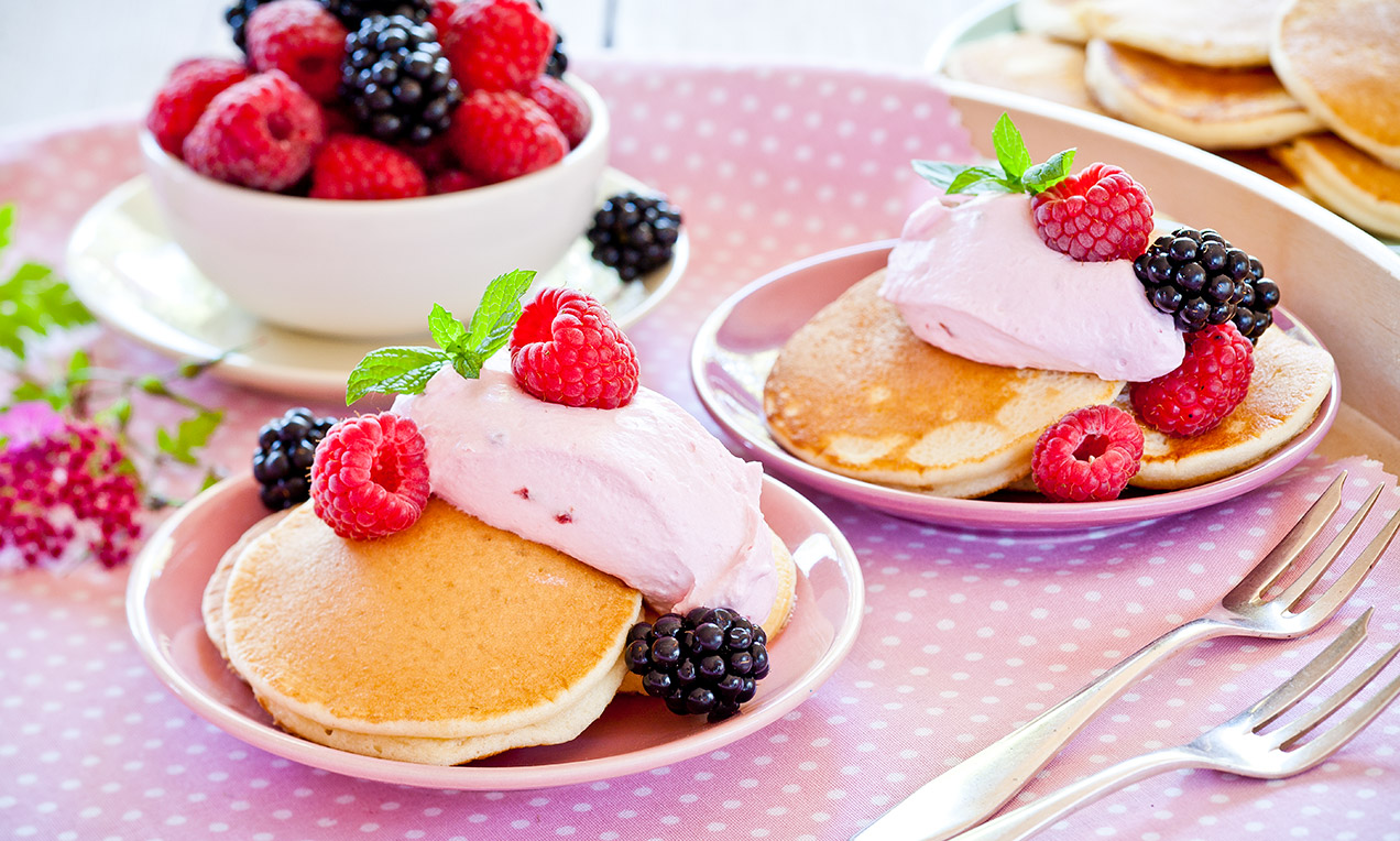 Assiette de pancakes à la framboise Recette | Dr. Oetker