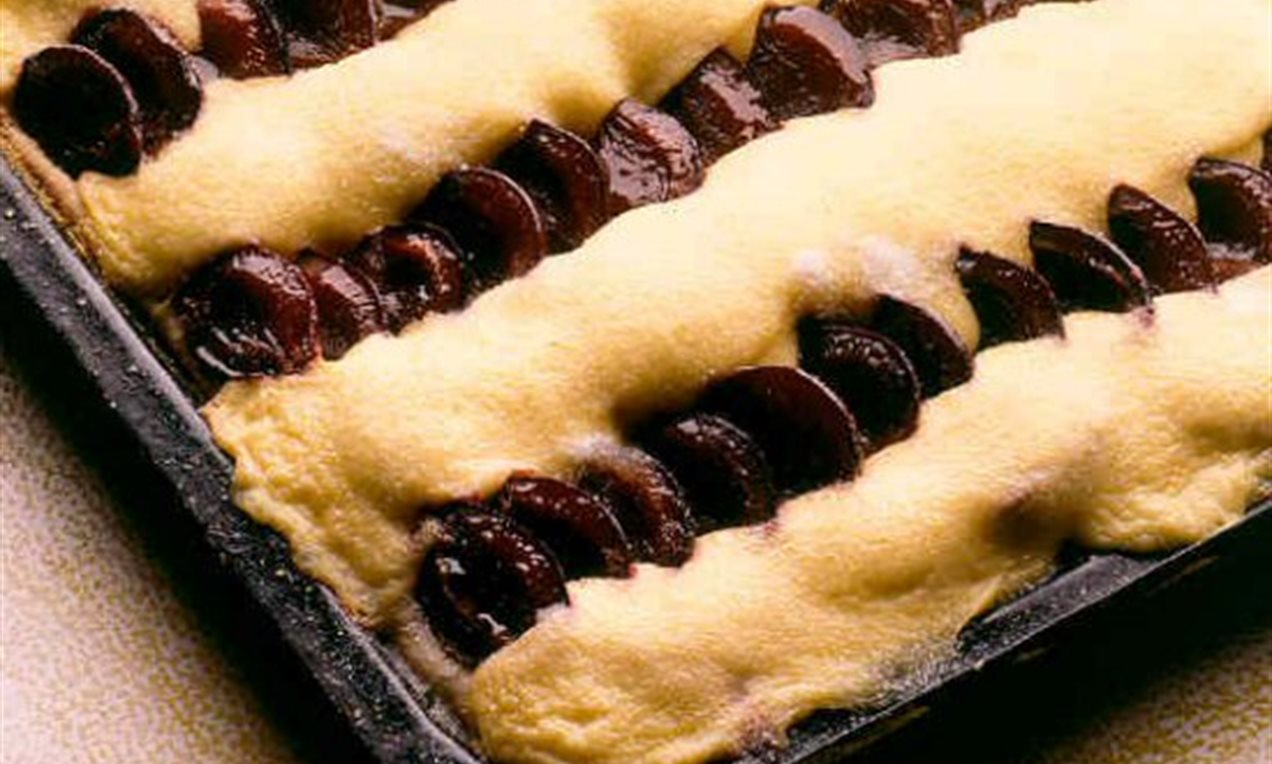 Kolač od šljiva sa griz pudingom Recept | Dr. Oetker
